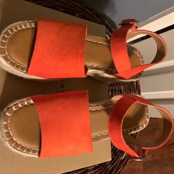 Universal Thread | Shoes | Universal Threads Wedge Jute Sandal | Poshmark